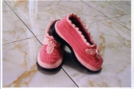 Sandal Rajut Anak